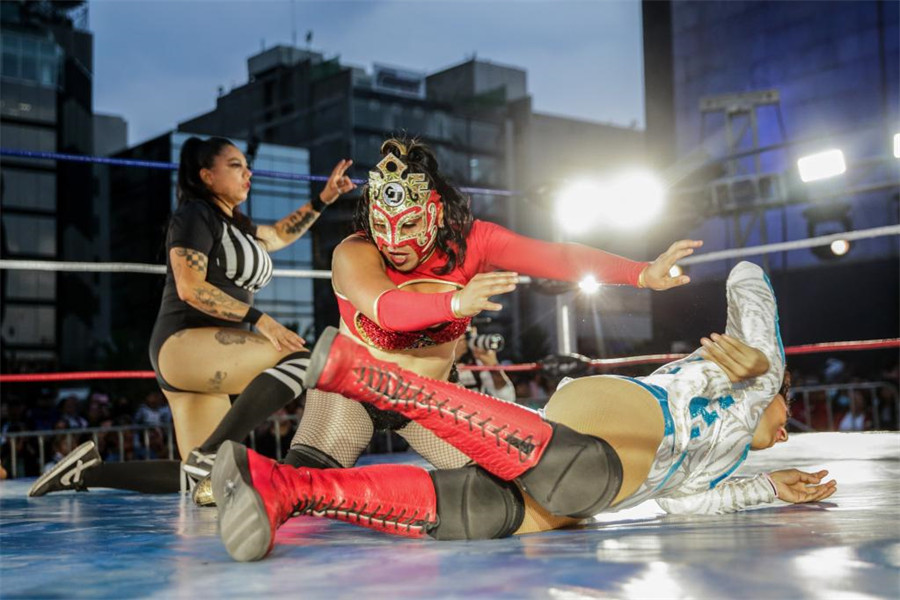 Función gratuita de lucha libre femenil en la Ciudad de México